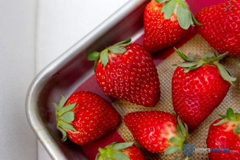 Store Berries in a Single Layer - HomeHacks